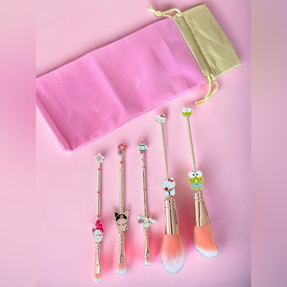 Makeup | Sanrio Hello Kitty Makeup Brushes Set Of 5 Nwt | Poshmark